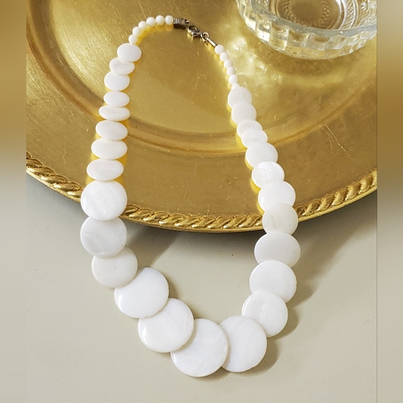 Vintage | Jewelry | Beautiful Necklace Mop Shell Natural Mother Of ...